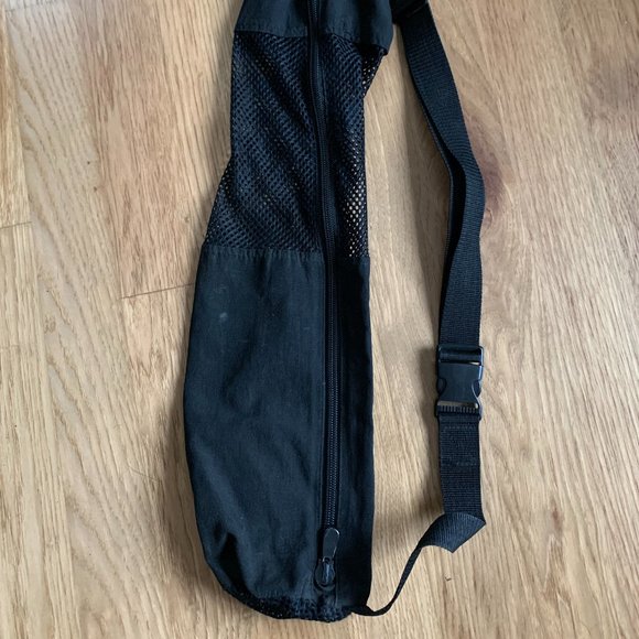 GAIAM | Bags | Gaiam Black Canvas And Mesh Yoga Bag Size 27 By 5 | Poshmark